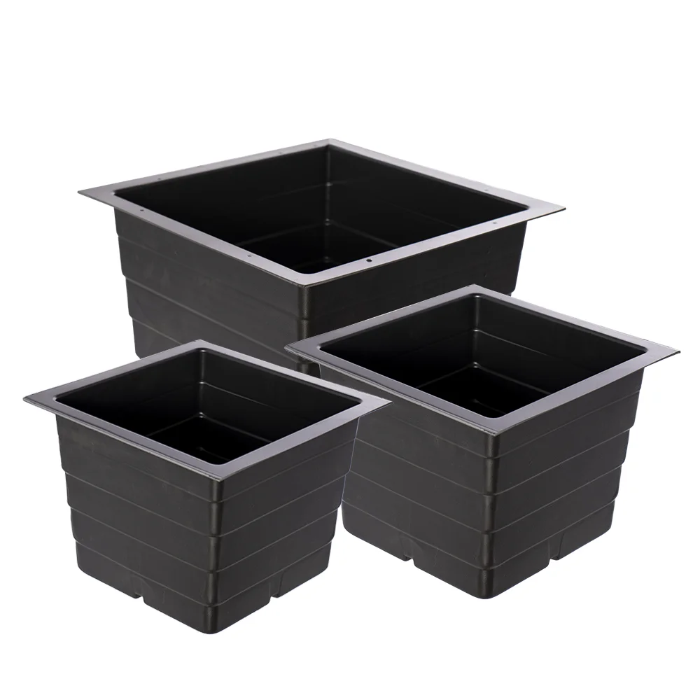 Plastic square insert for planter - Décors Véronneau