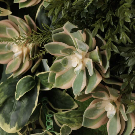 Artificial green cascade plant wall - Décors Véronneau