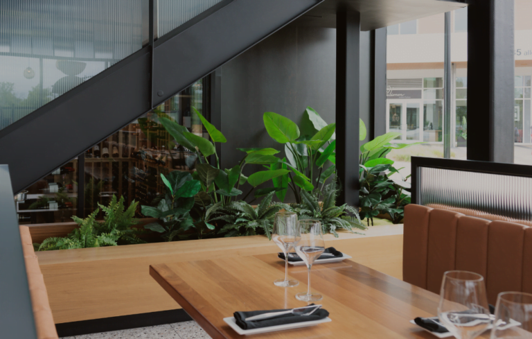 Artificial plant ceiling: the new trend in commercial spaces - Décors ...