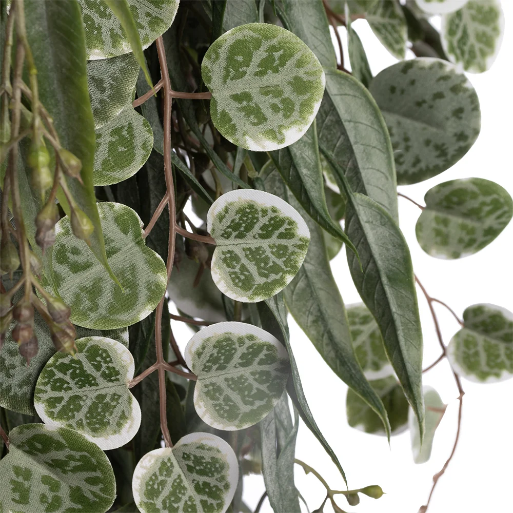 Artificial green cascade plant wall - Décors Véronneau